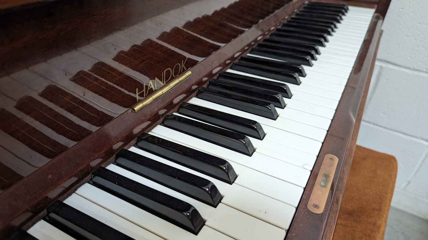 Handok Vintage Mahogany Upright Piano 🎹 Buy Now at Universal Piano